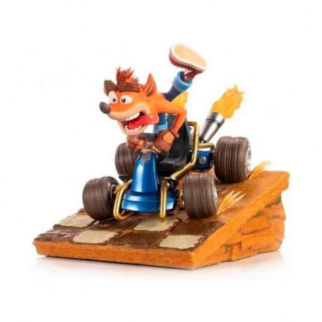 Figura first 4 figures crash team racing nitro - fueled crash en un ...